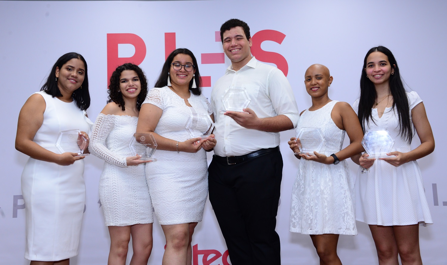 Instituto Tecnológico de Santo Domingo - Mary Fernández: recibir una ...
