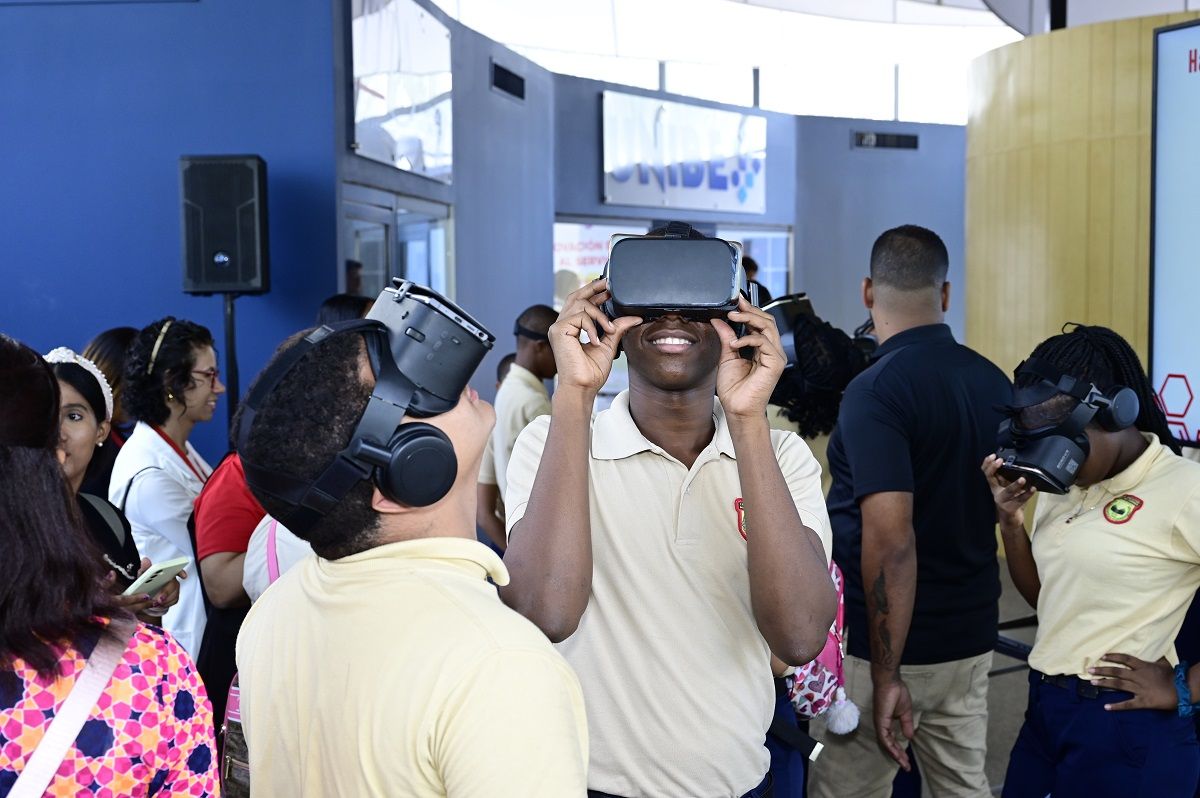 Instituto Tecnológico de Santo Domingo - INTEC impulsa innovación STEM en Feria Internacional ...