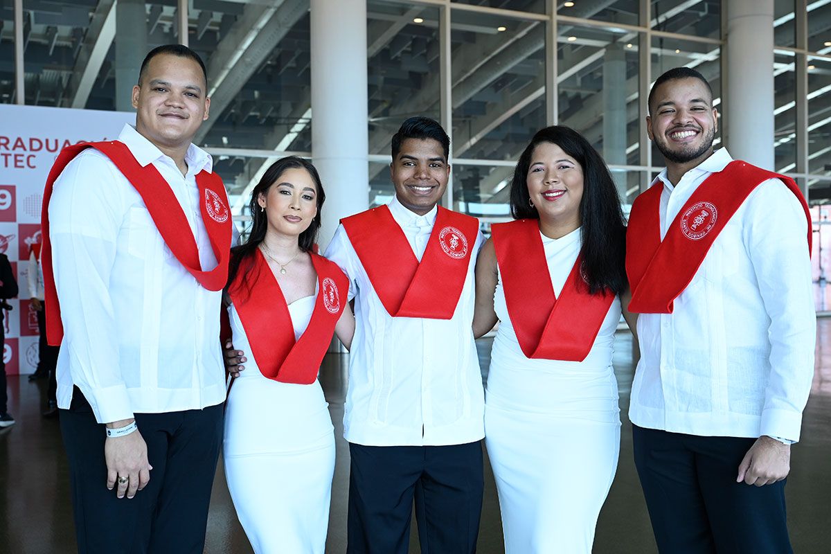 Instituto Tecnológico de Santo Domingo - Todos los egresados de cuatro de las cinco áreas ...